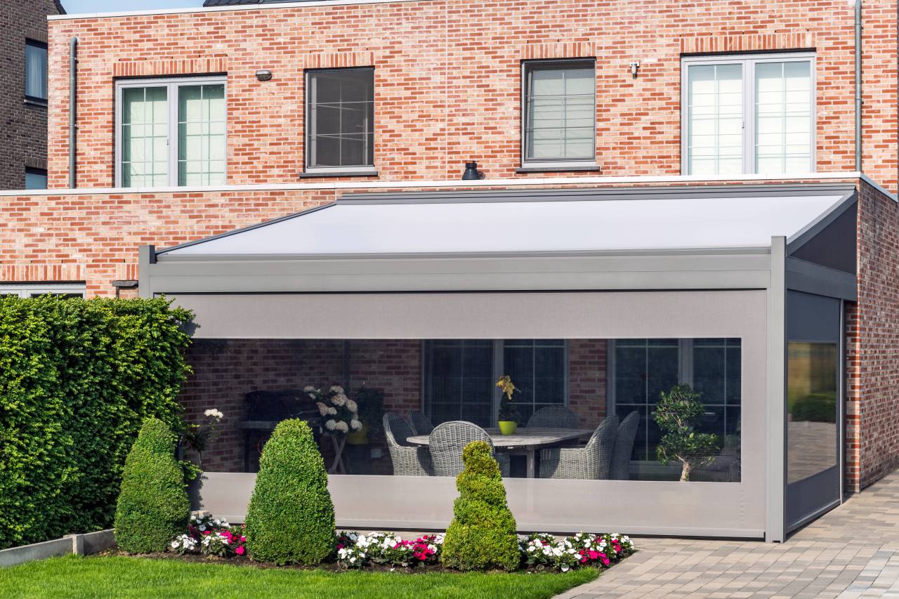 Renson Lapure Awning | Life Outdoors